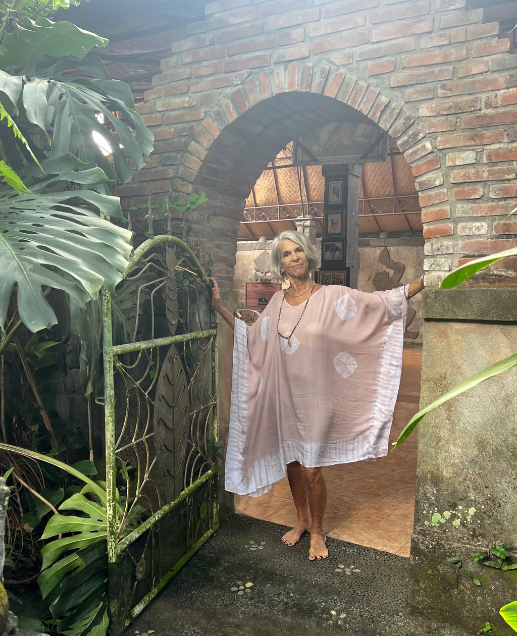 Sand Dollar Kaftan – Lani Lau Hawaii